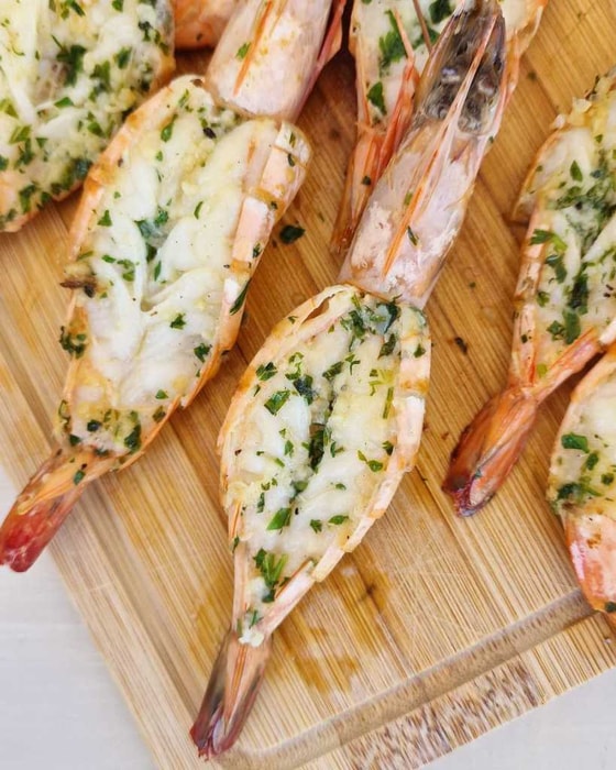 Butterfly Garlic Butter Prawns Recipe | The Woodlands TX Chef