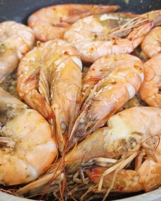 Garlic Butter Prawns Recipe | The Woodlands TX Chef