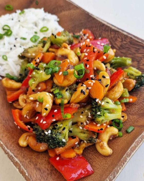 Vegetarian Cashew Stir-fry Recipe | The Woodlands TX Chef