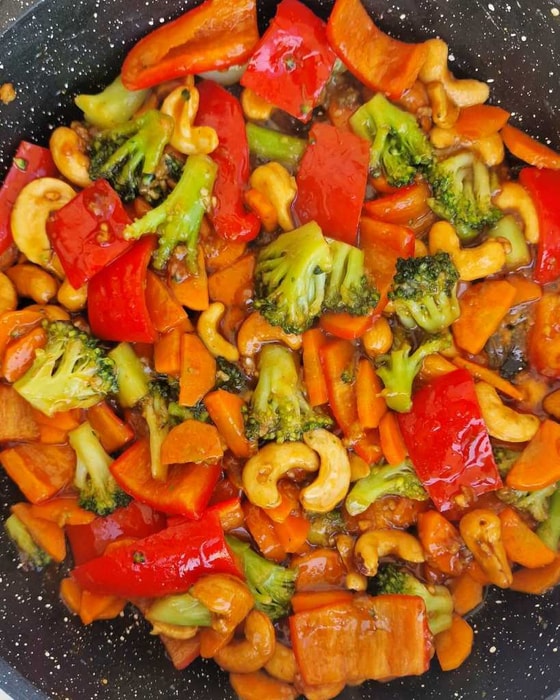 Vegetarian Cashew Stir-fry Recipe | The Woodlands TX Chef